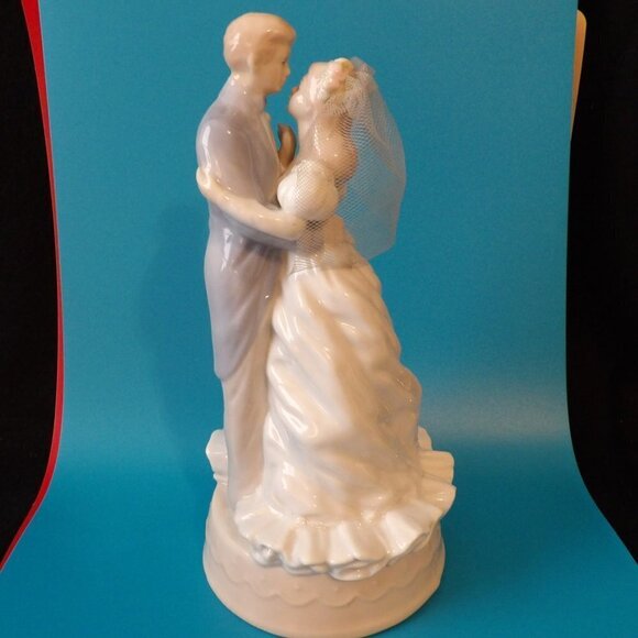 Unbranded | Other | Vintage Bride And Groom With Music Box | Poshmark